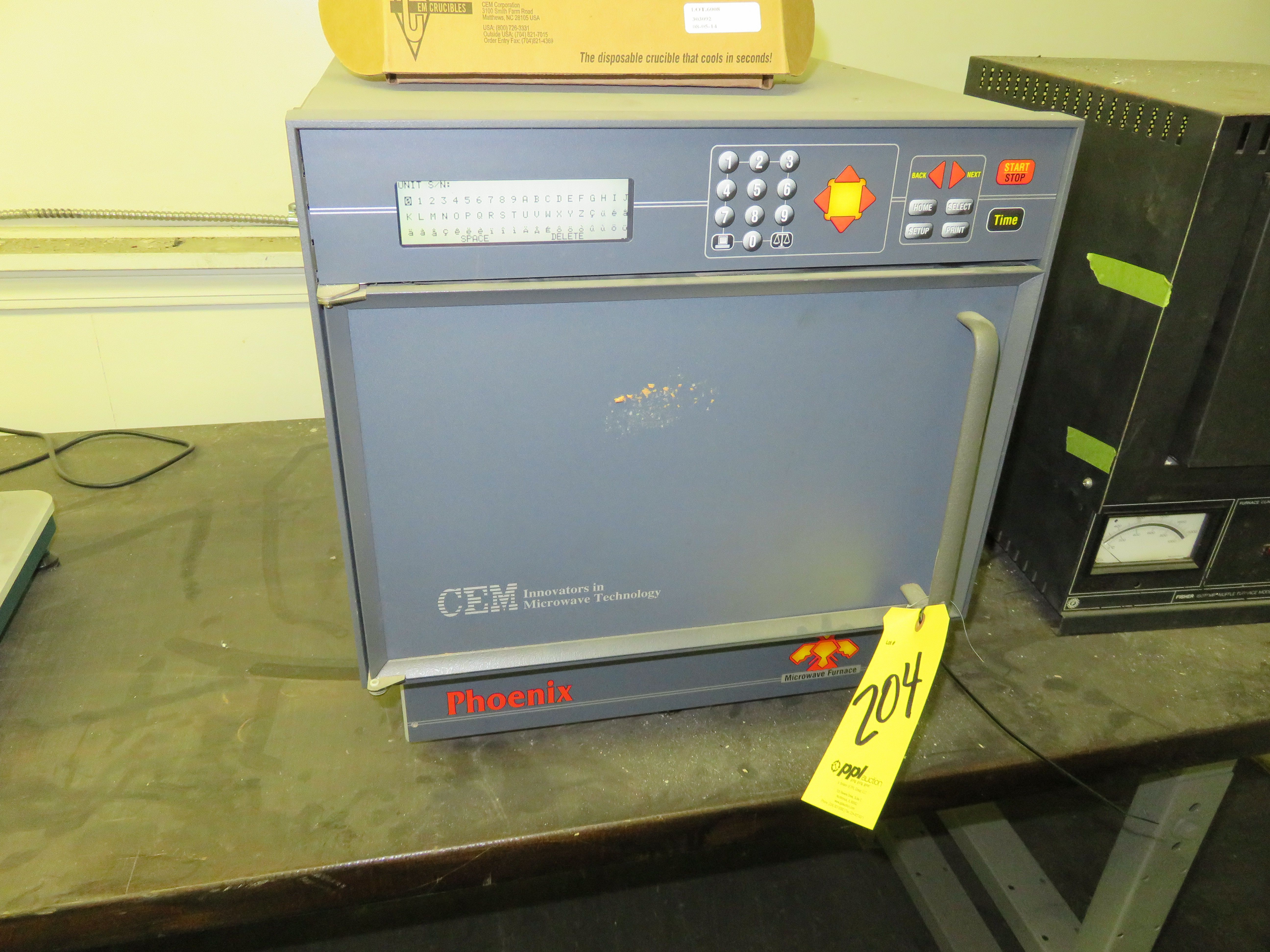 CEM Phoenix Bench Top Digital Microwave Furnace Model 905400, S/N P86888, with Ceramic Interior C