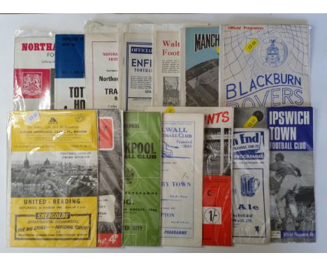 football programme Auctions Prices | football programme Guide Prices