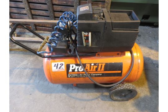 DEVILBISS PRO AIR II PORTABLE AIR COMPRESSOR