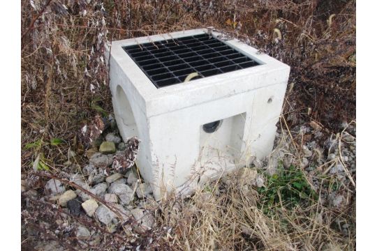 Concrete Curb Box w/Steel Grate