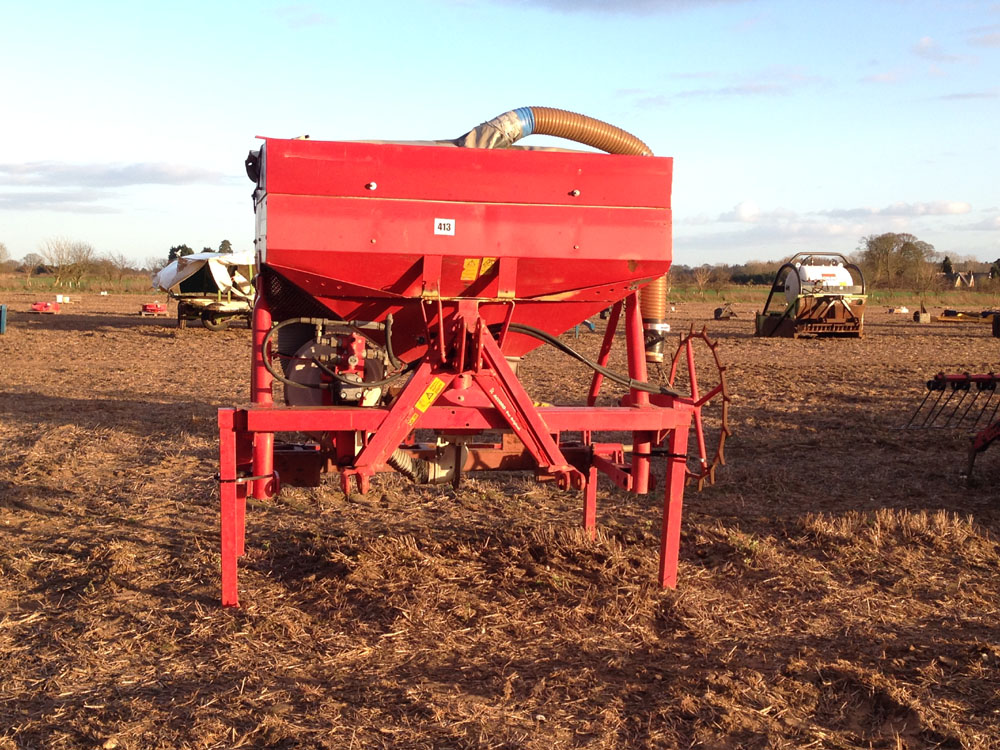Accord front mounted 800kg drill seed hopper
