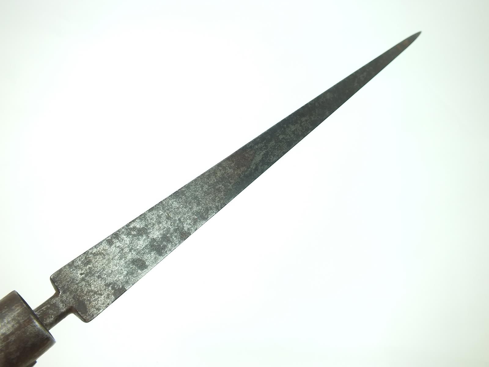 A triangular section socket bayonet.