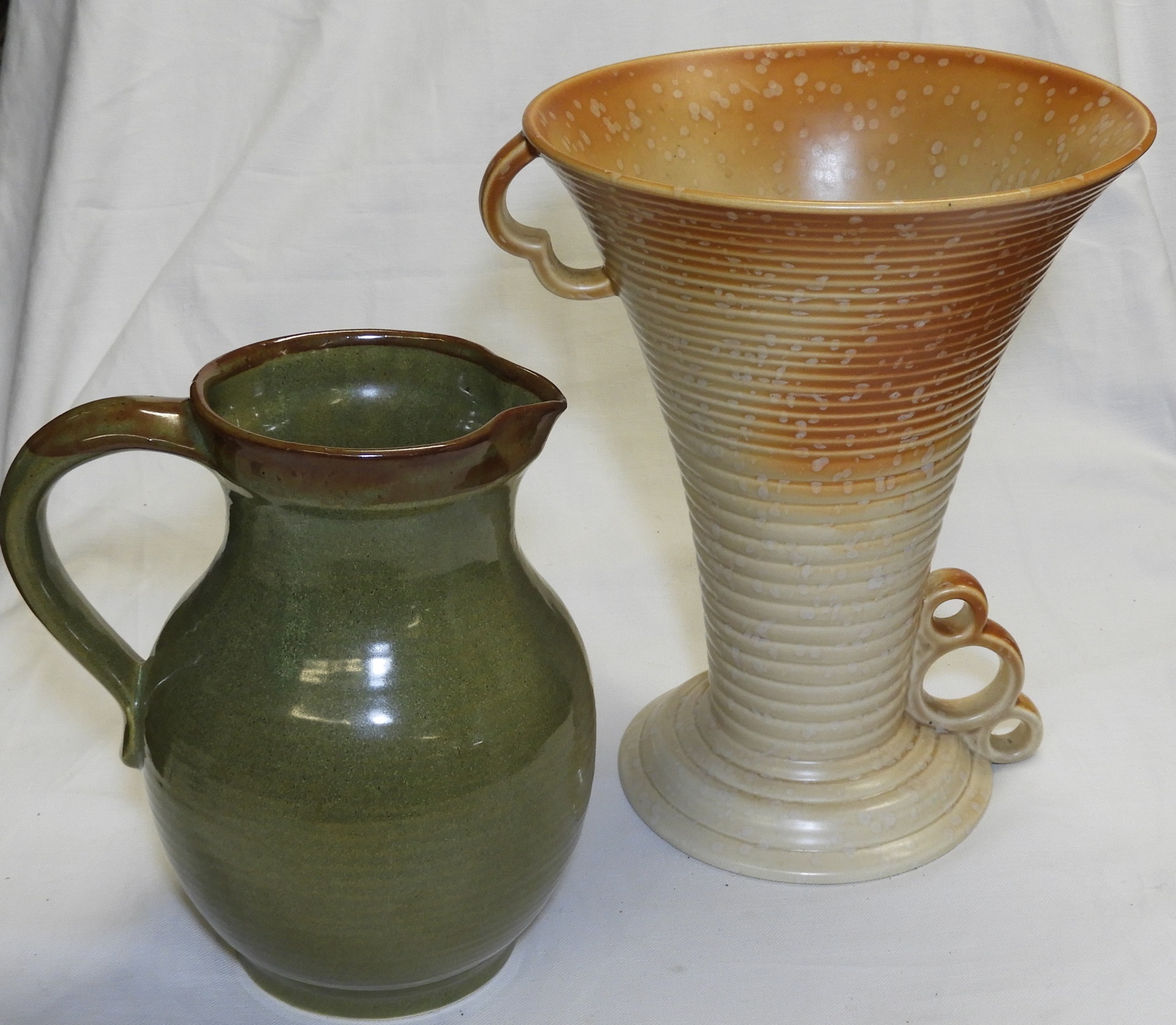 WEDGEWOOD VASE & PRINKNASH JUG