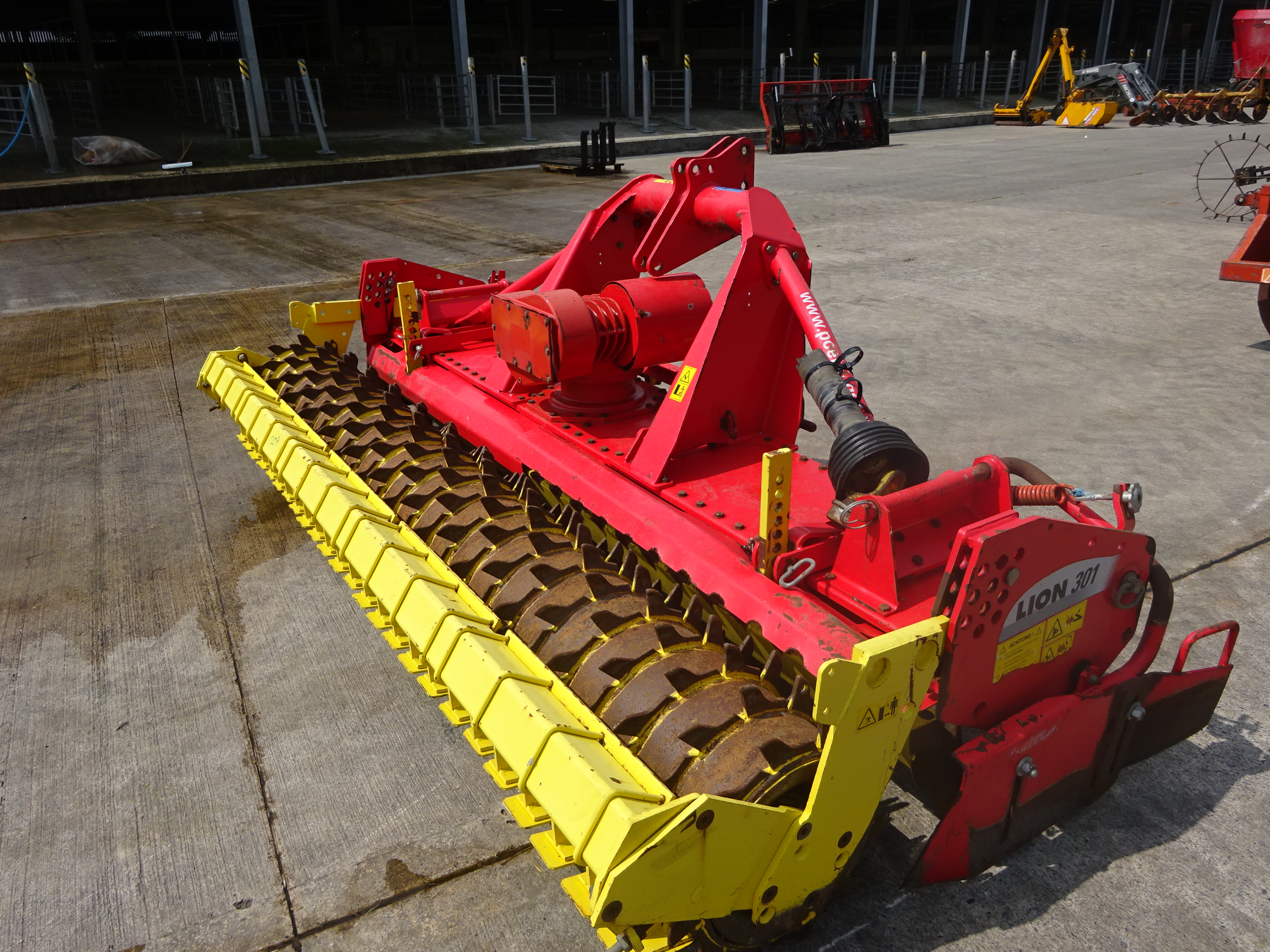 2008 POTTINGER LION 301 3M POWER HARROW FAST FIT BLADES, PACKER ROLLER ...