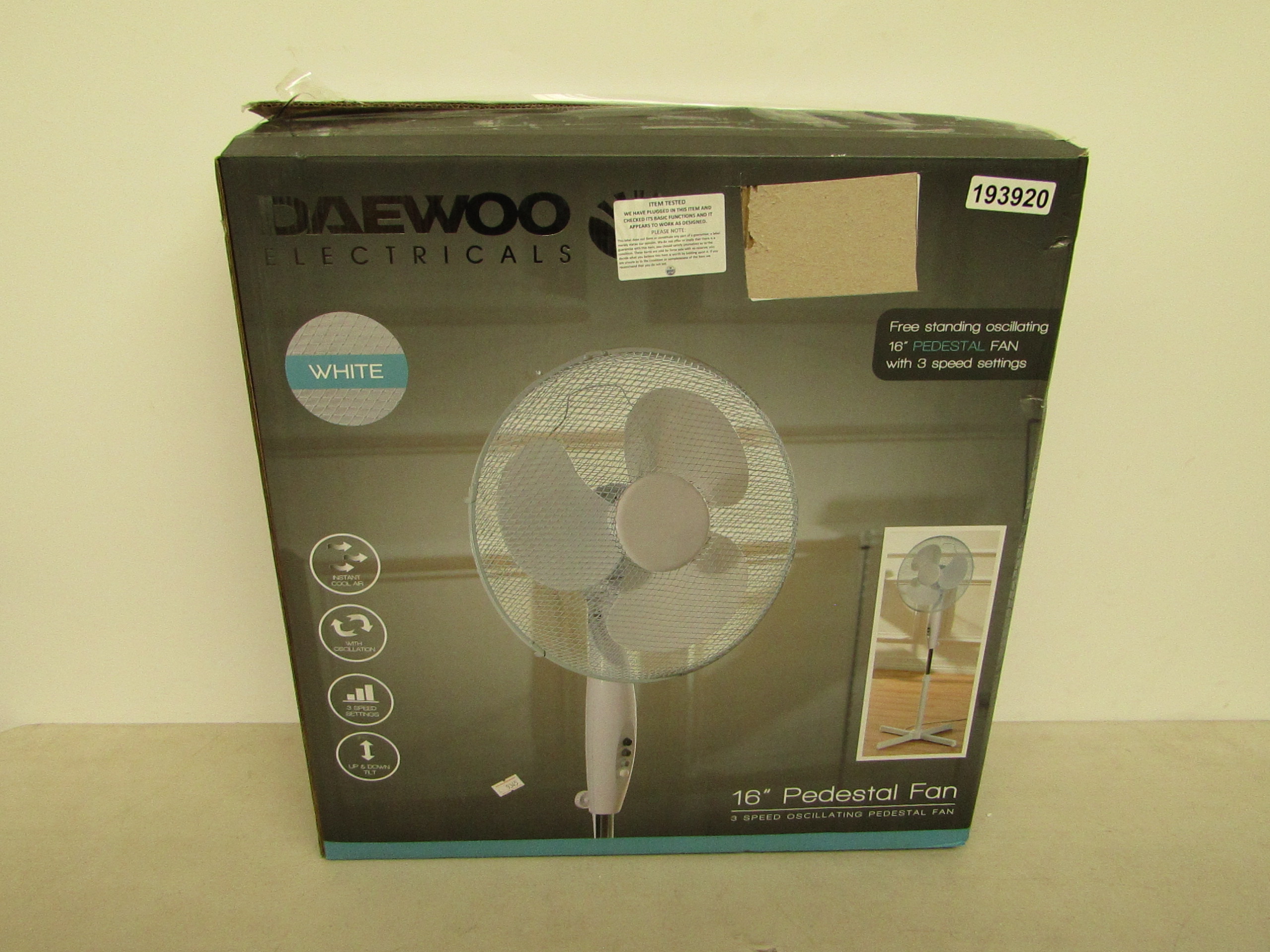 Daewoo Electricals 16" pedestal fan with 3x speed settings, tested ...