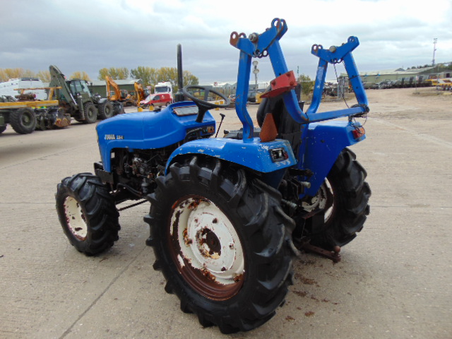 You are bidding on a Jinma 284 4WD Compact Tractor. This Jinma 284 4WD ...