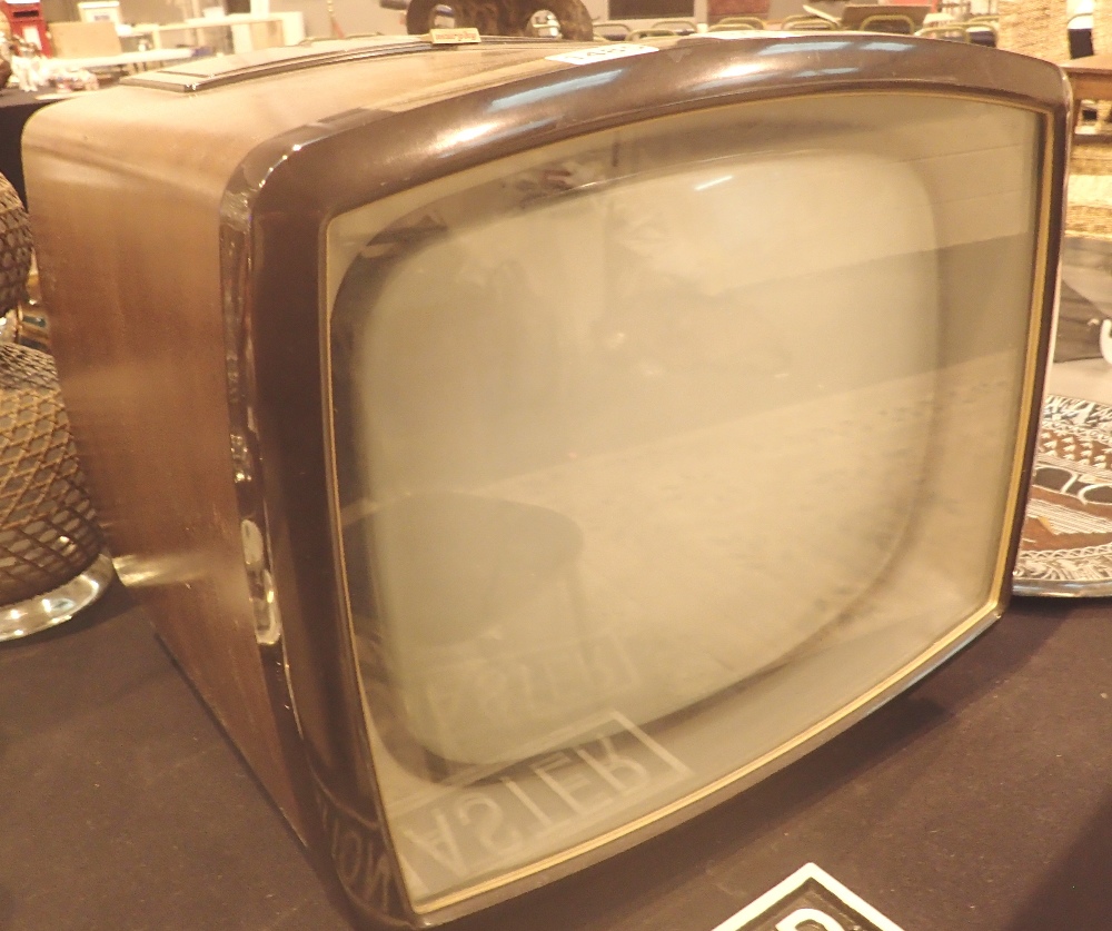 Vintage Murphy valve television with 16" screen