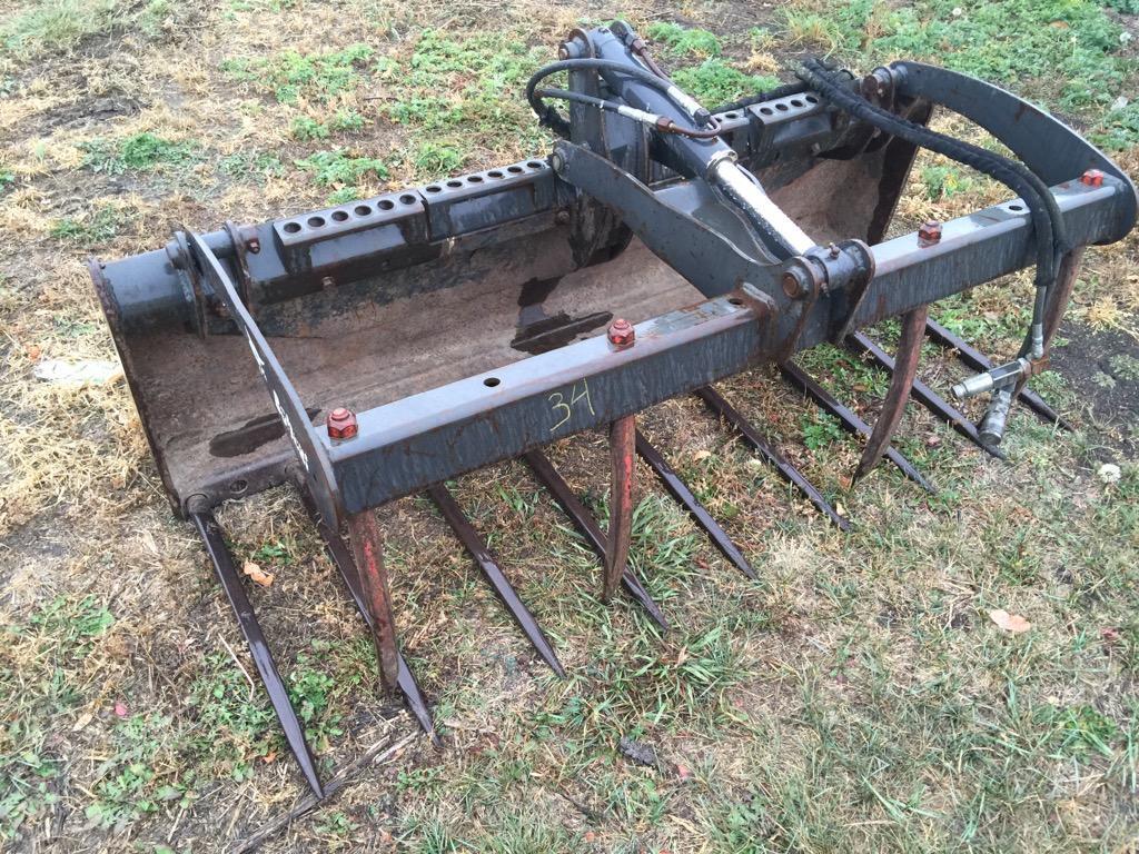 Manure bucket and grapple for bobcat