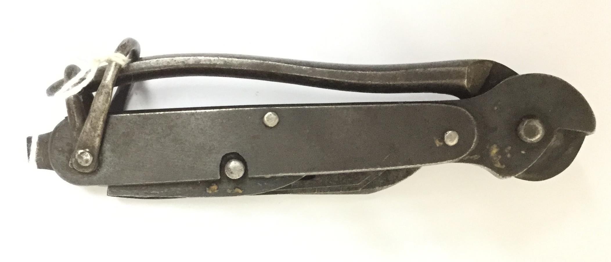 WW2 British SOE/OSS Multi tool escape knife. Contains six tools: wire ...