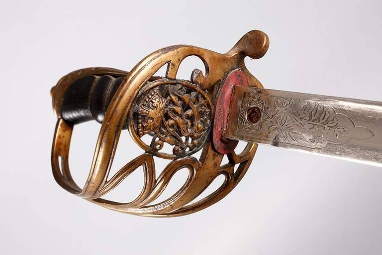 Offizierspallasch England sog. Victoria-Säbel, Ende 19. Jh., dunkles ...