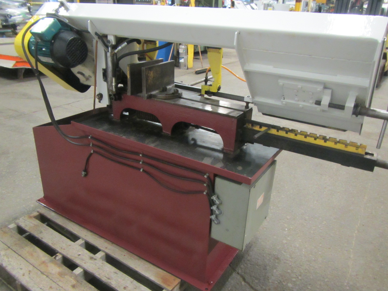 Baxter Verticut model 260 Horizontal Band Saw with coolant pump