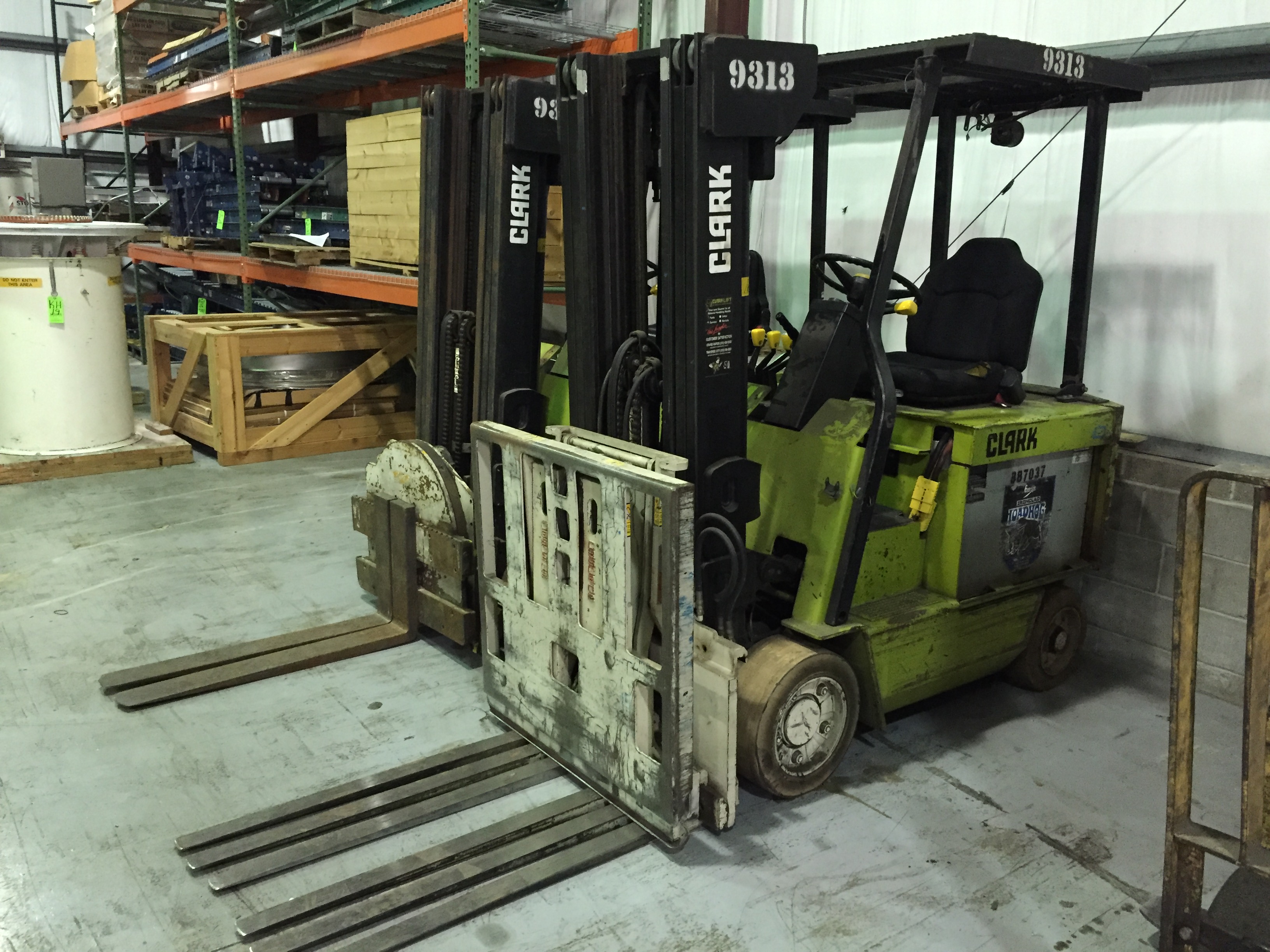 Cascade Slip Sheet Attachment (Forklift Not Included)