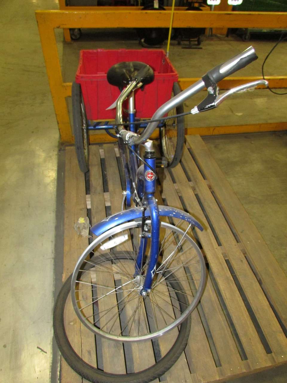 Schwinn S4001KM Maintenance Tricycle