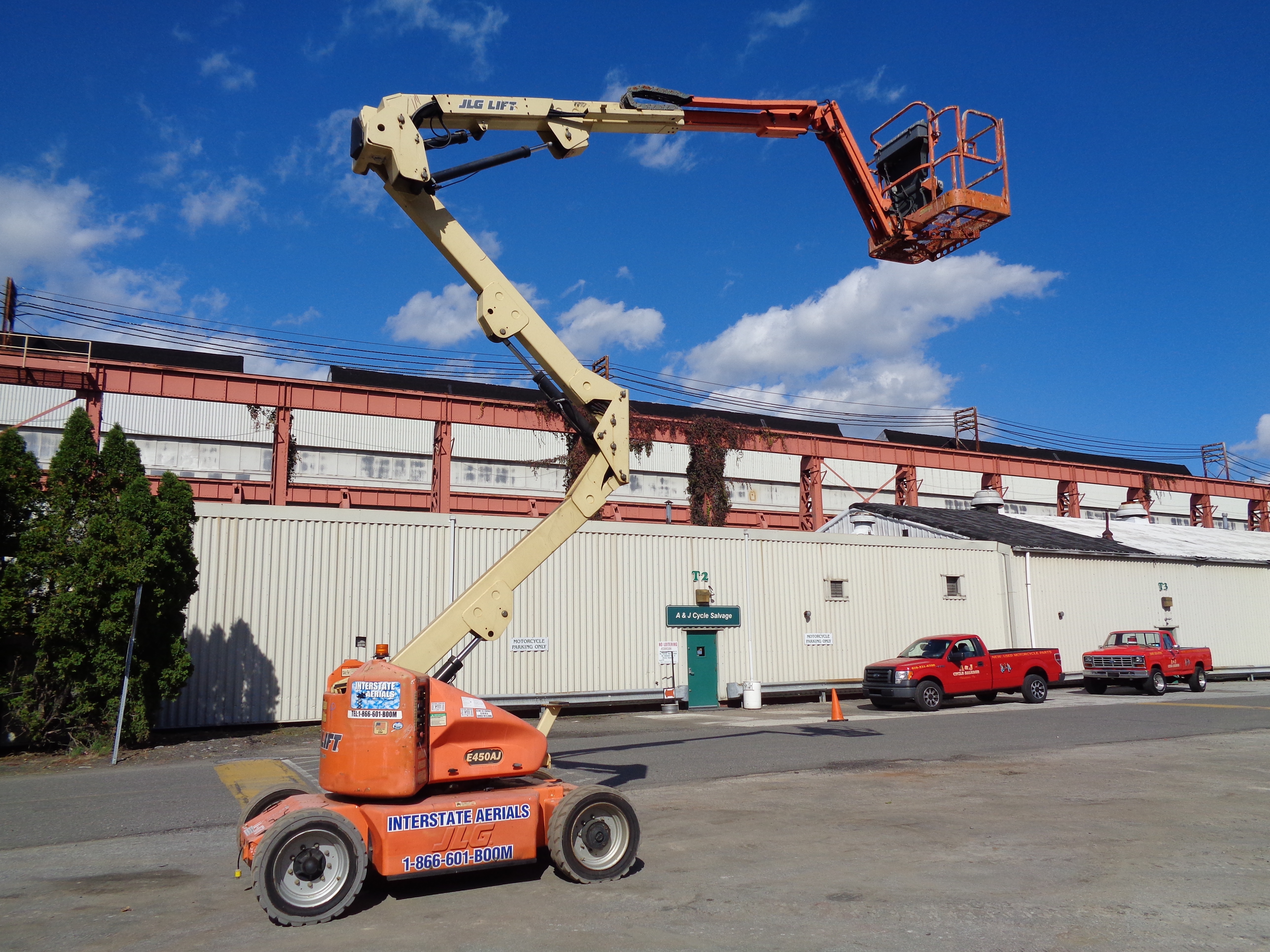Make: JLG Model: E450AJ SN: 30085231 Height: 45ft HOURS: 1887 4x4 5 ft ...