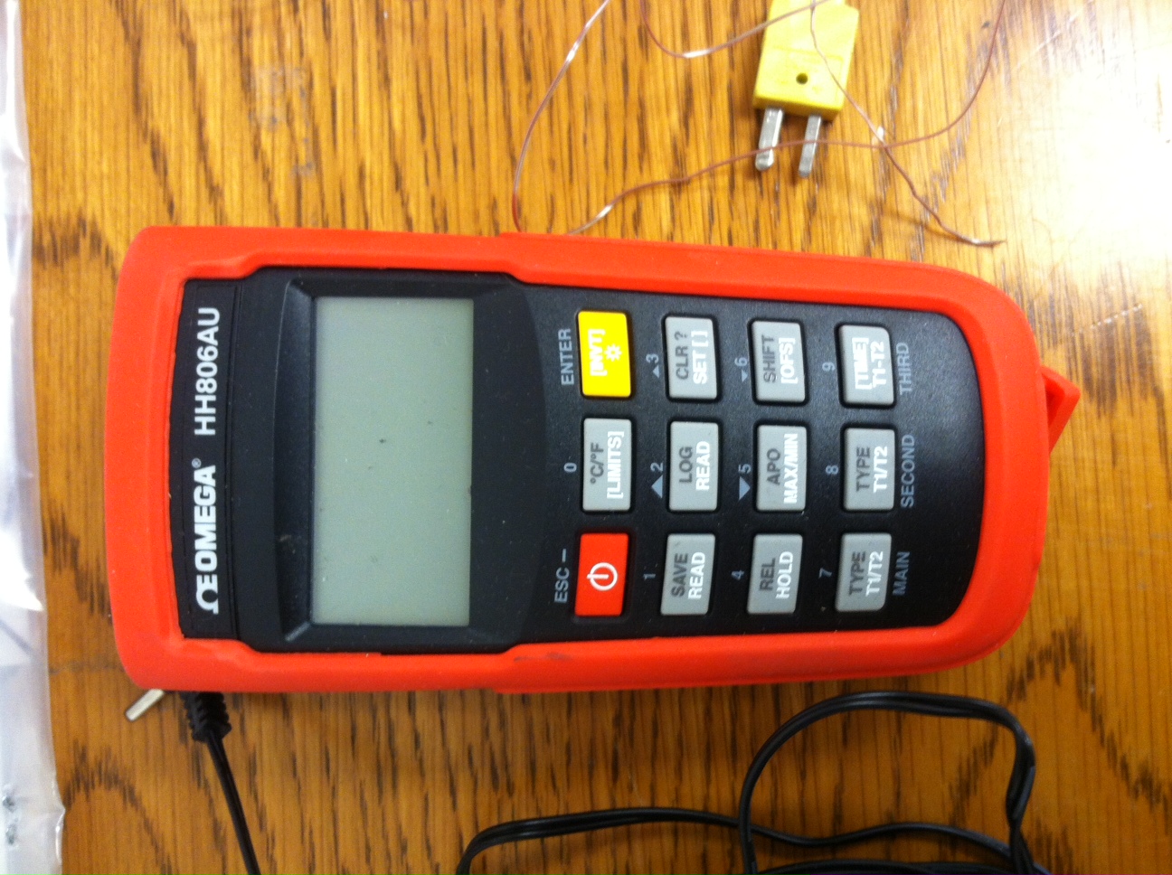 Omega #HH806AU Wireless Thermometer with Hand Held Data Logging