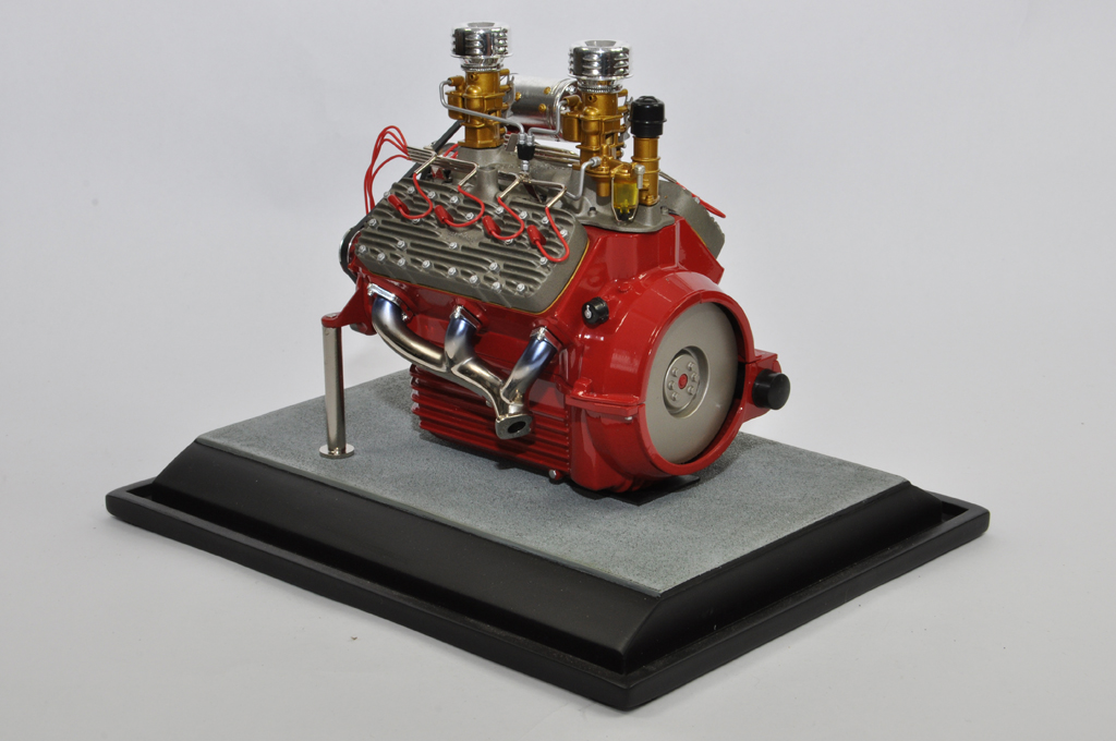 Rare GMP 1/6 Flat Head V8 Engine. Edelbrock Heads / Manifold on Plinth ...