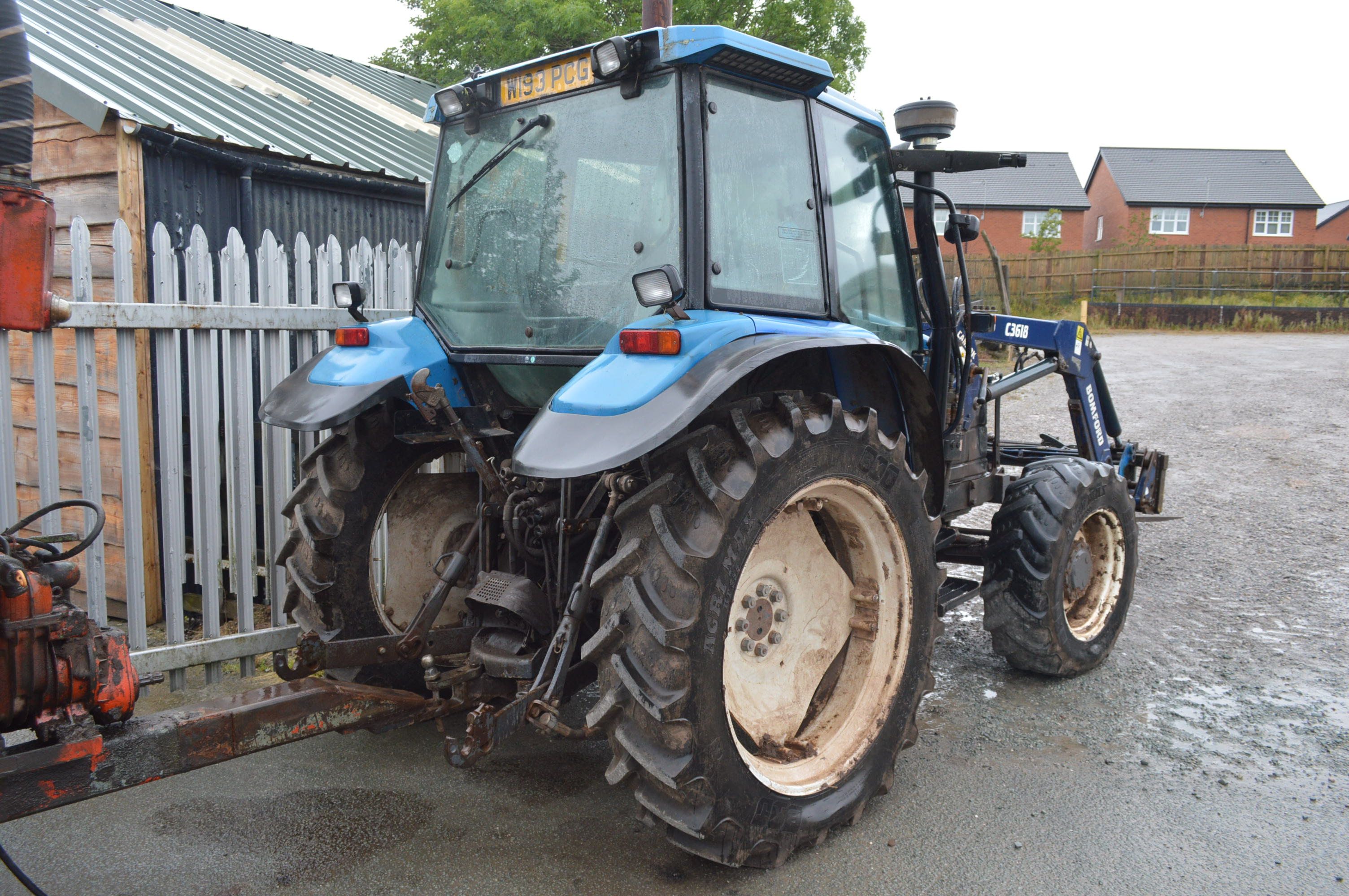 New Holland TS90 4WD TRACTOR, type 618115, identification no. 141134B ...