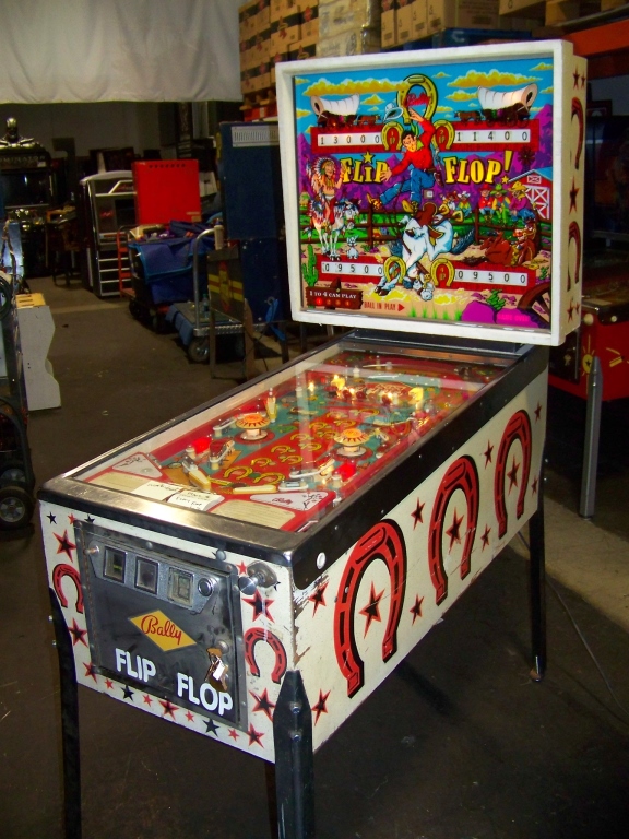FLIP FLOP PINBALL MACHINE BALLY 1976 Item is in used condition ...