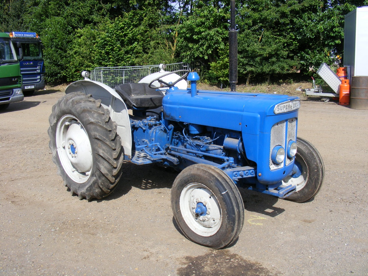 1964 FORDSON Super Dexta 3cylinder diesel TRACTOR Reported to be in ...