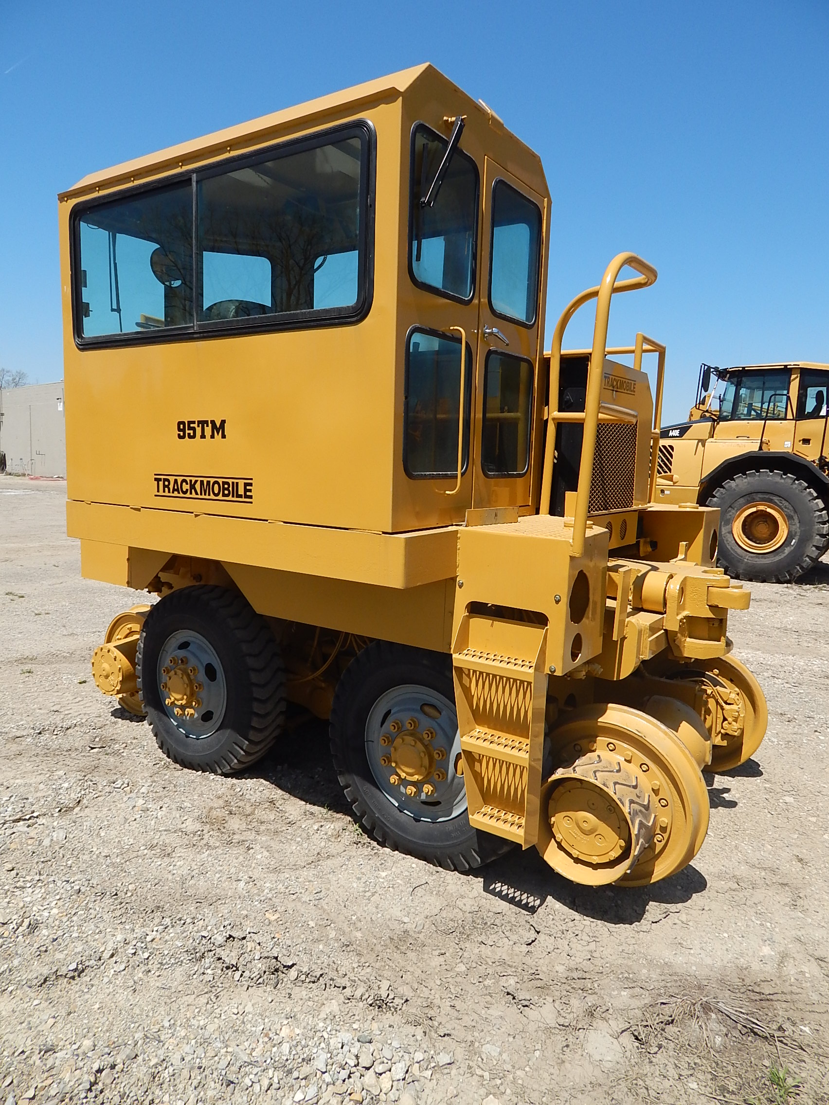 Trackmobile Model 95TM Railcar Mover, s/n LGN 960961289, 3-Speed ...