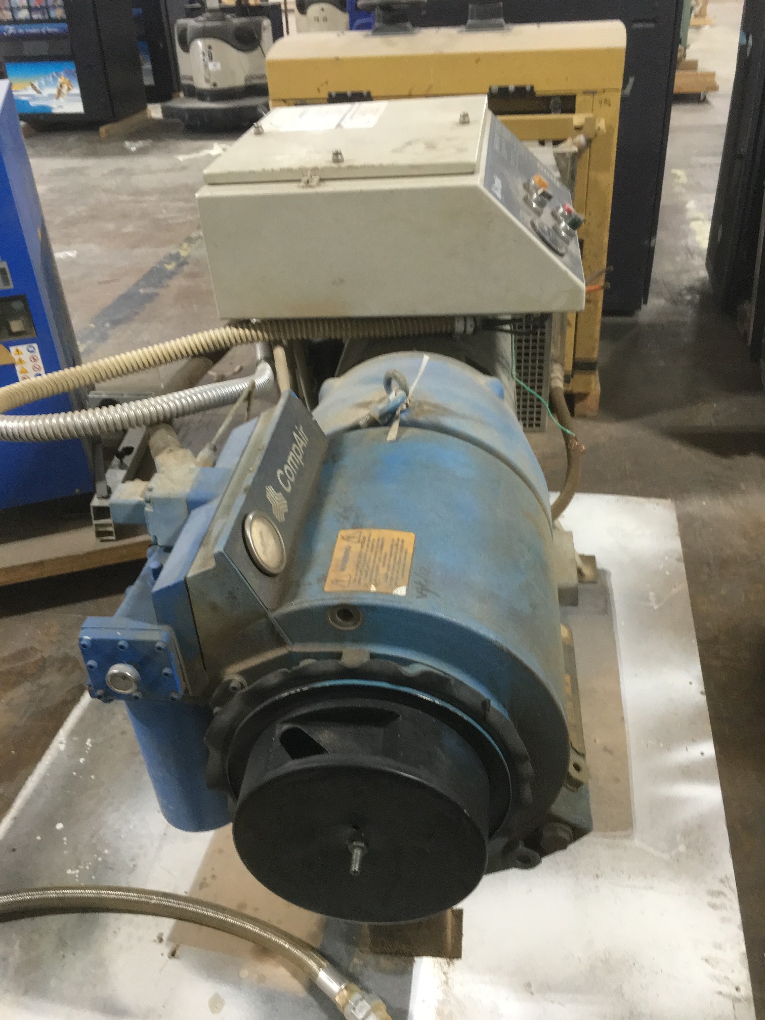 Compair Hydrovane rotary sliding vane compressor 25 hp.
