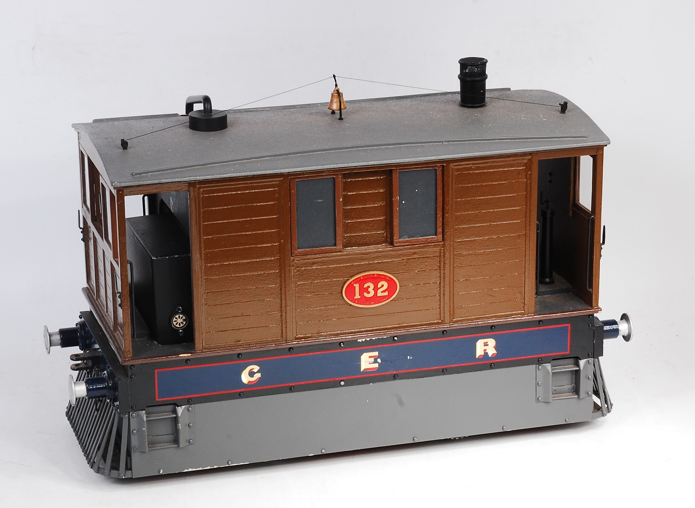 5 inch gauge GER No. 132 battery (12 volt) operated train having FASCO ...