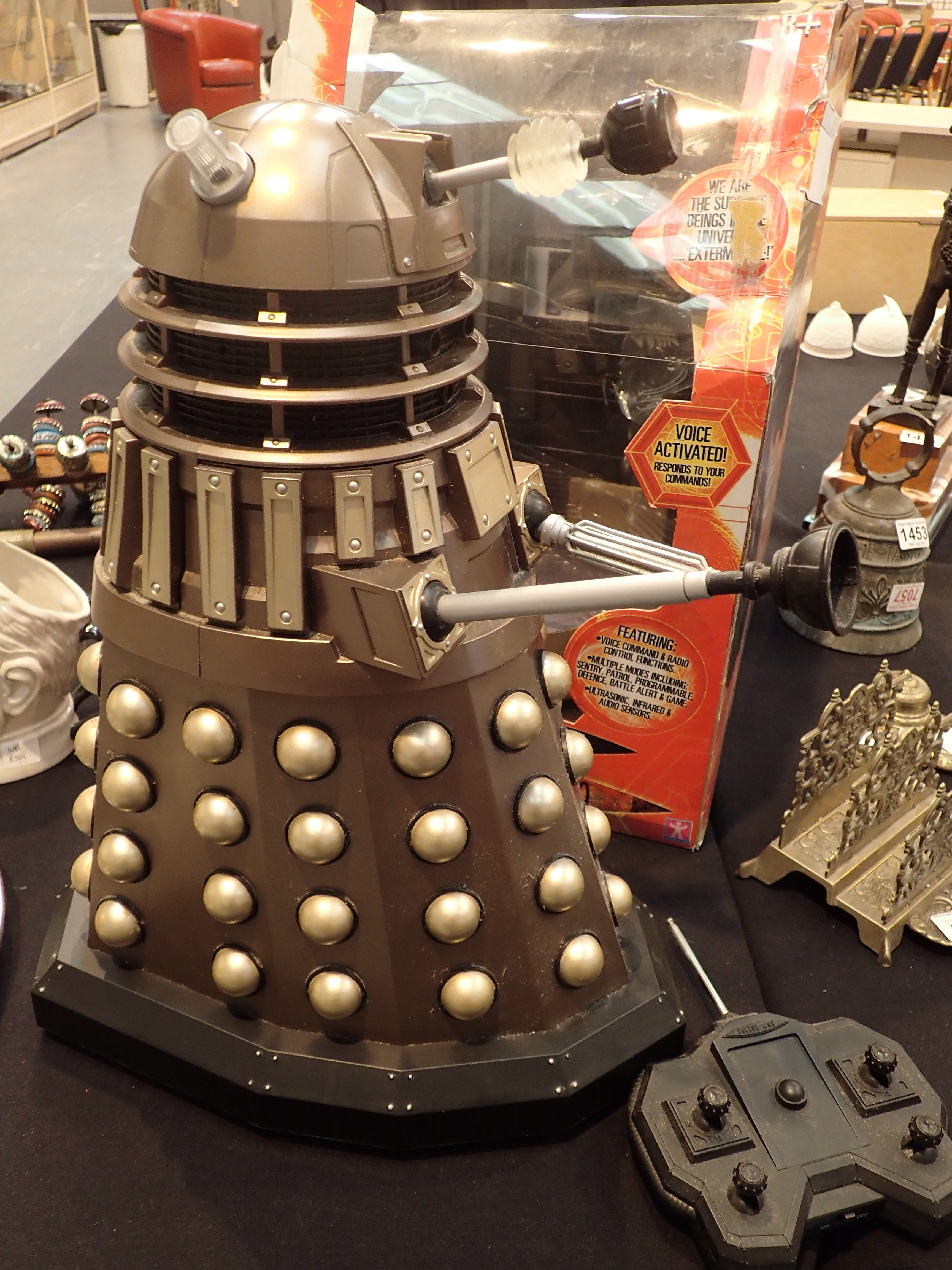 Rare collectable remote control Dr Who Dalek in original box with voice ...