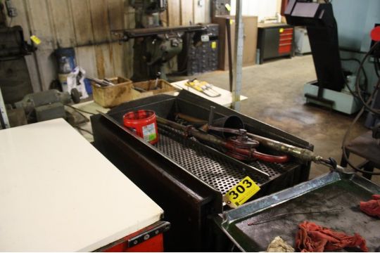 OIL DRAIN TABLE