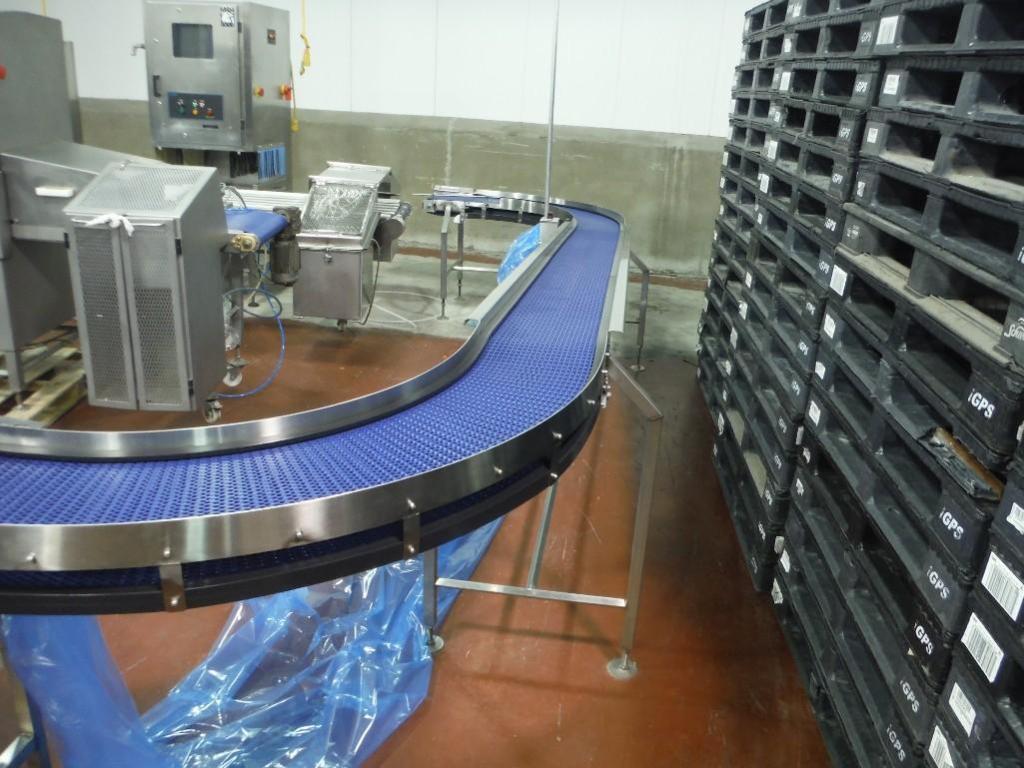 180 degree RH conveyor, plastic interlock belt 12 in. wide, 22 ft. long ...
