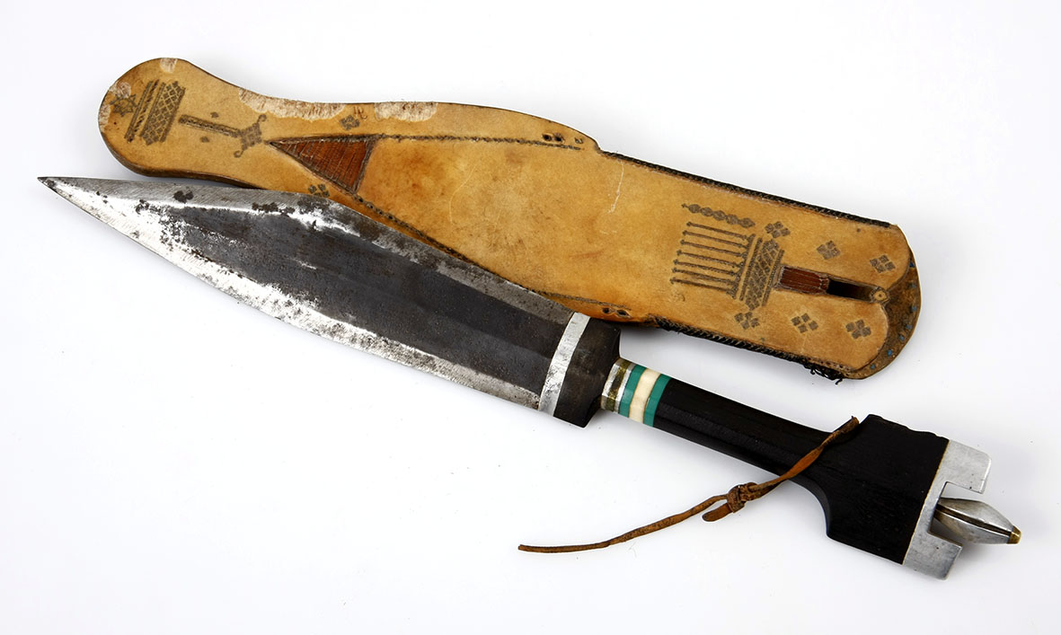 A SOMALI BILLAO KNIFE Used as a close-quarters weapon, double-edged ...