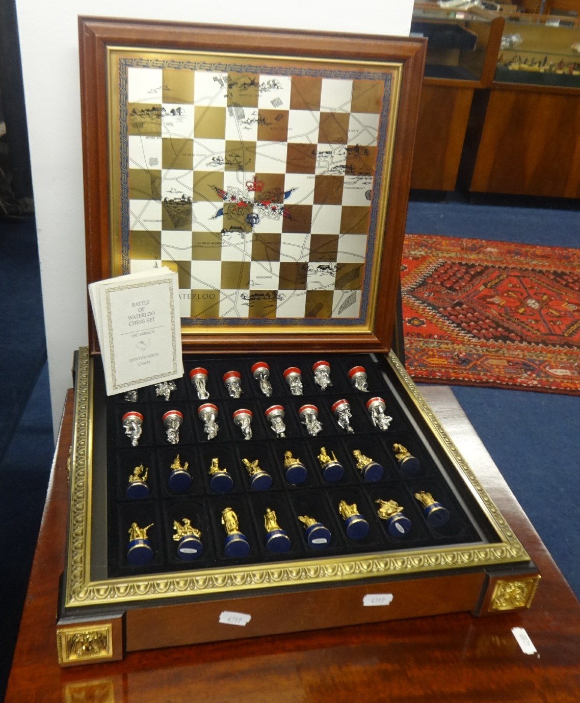 Franklin Mint `Battle of Waterloo` chess set with pewter figures, in ...