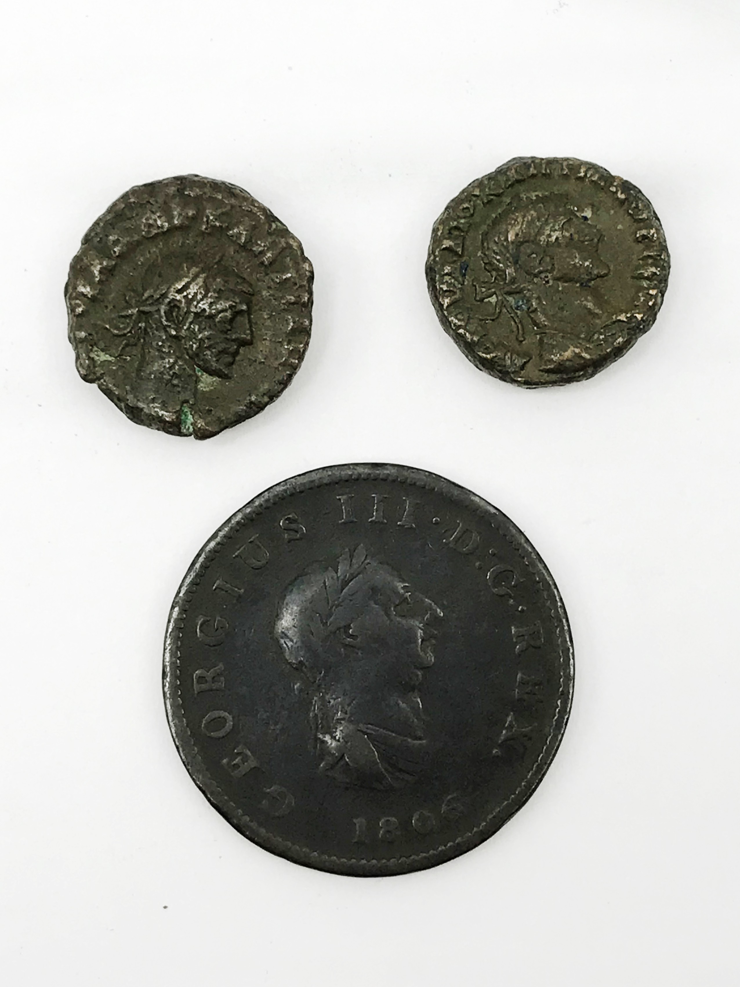 COLLECTION OF VARIOUS COINS IN A TIN