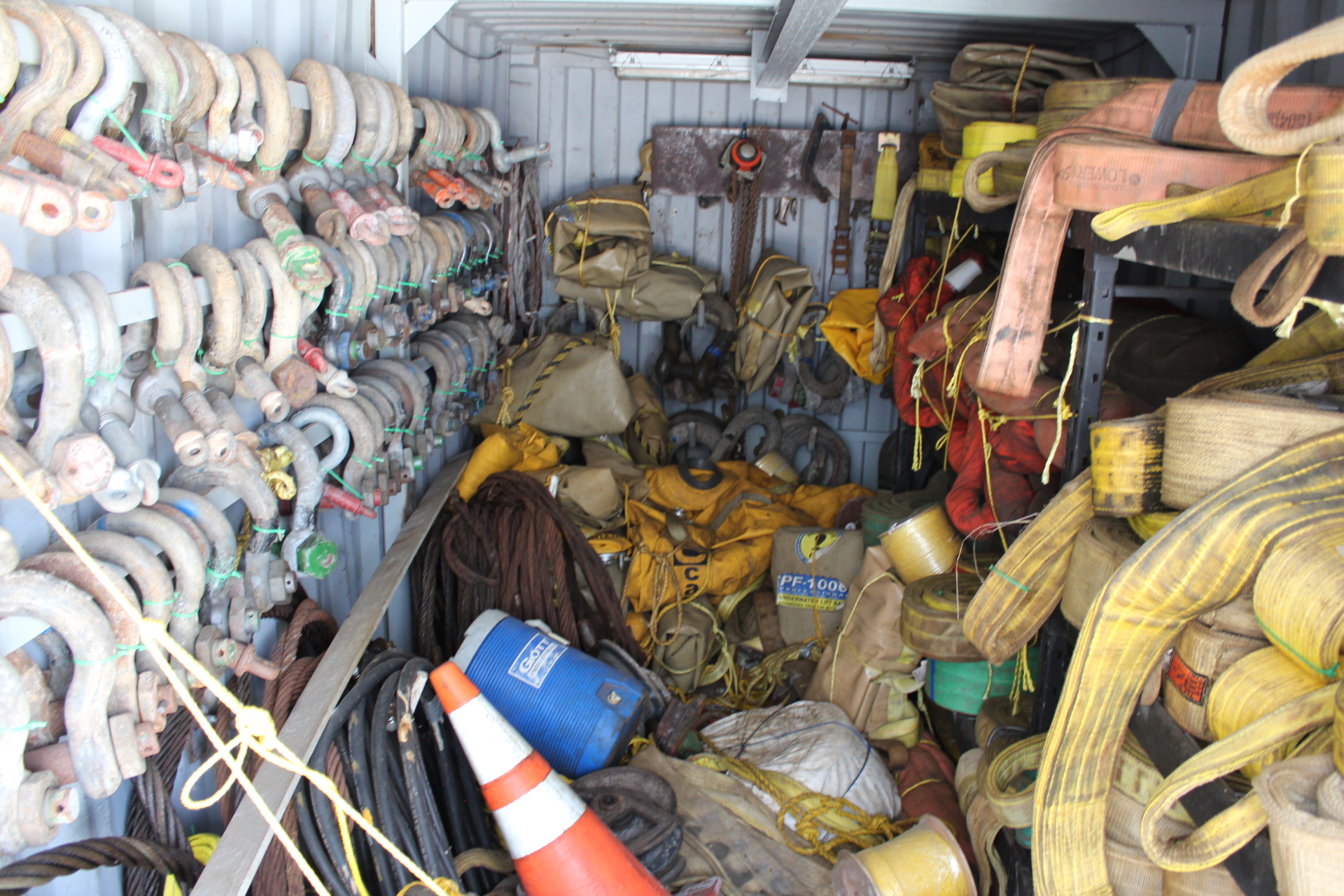 Container Of Assorted Rigging ; Container # 0386507