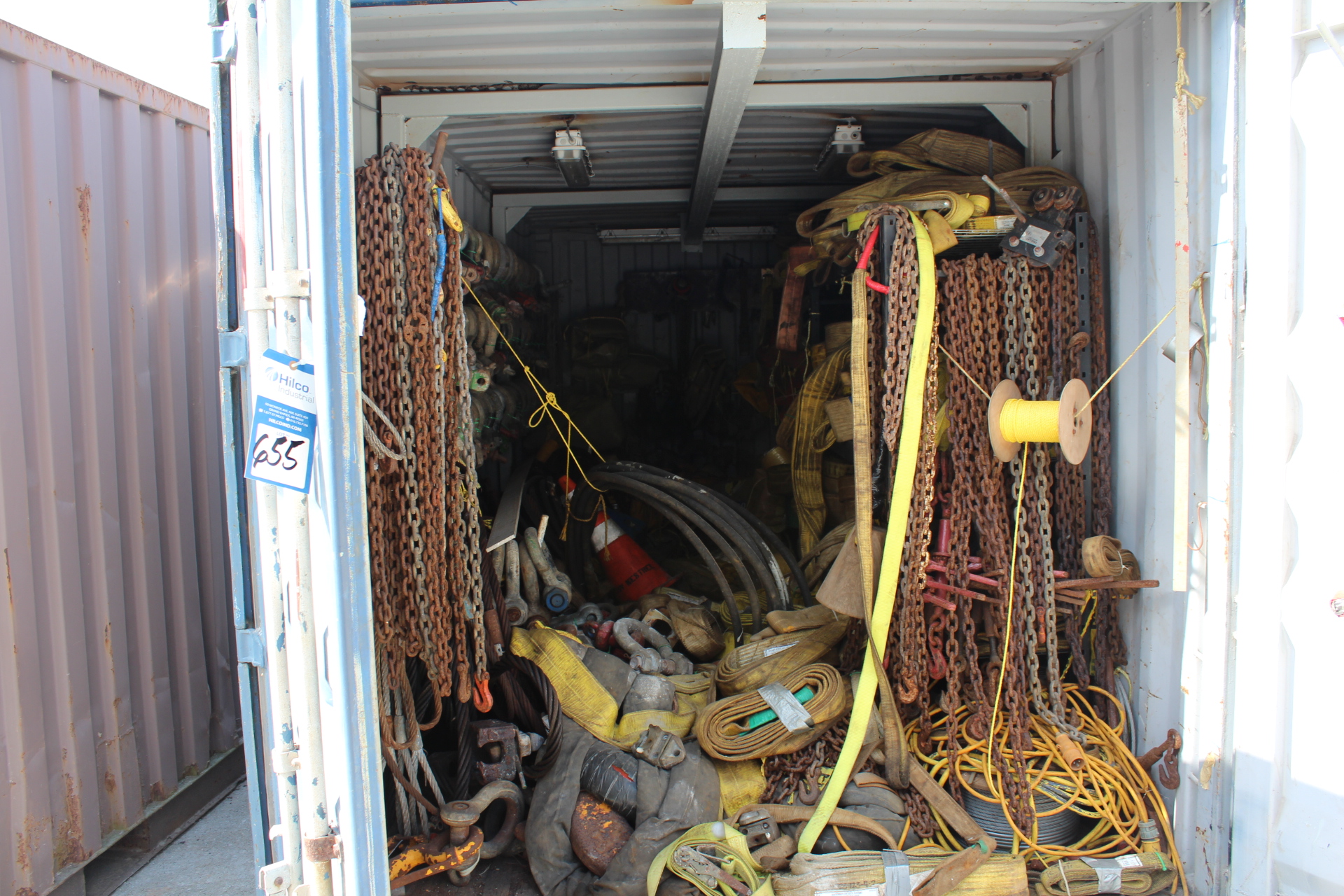 Container Of Assorted Rigging ; Container # 0386507