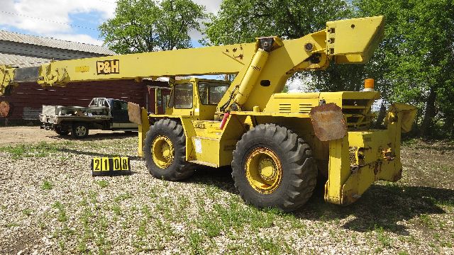 P&H Model R-150 crane, 15 Ton Hydraulic Rubber Tire Crane. 64' Max Boom ...