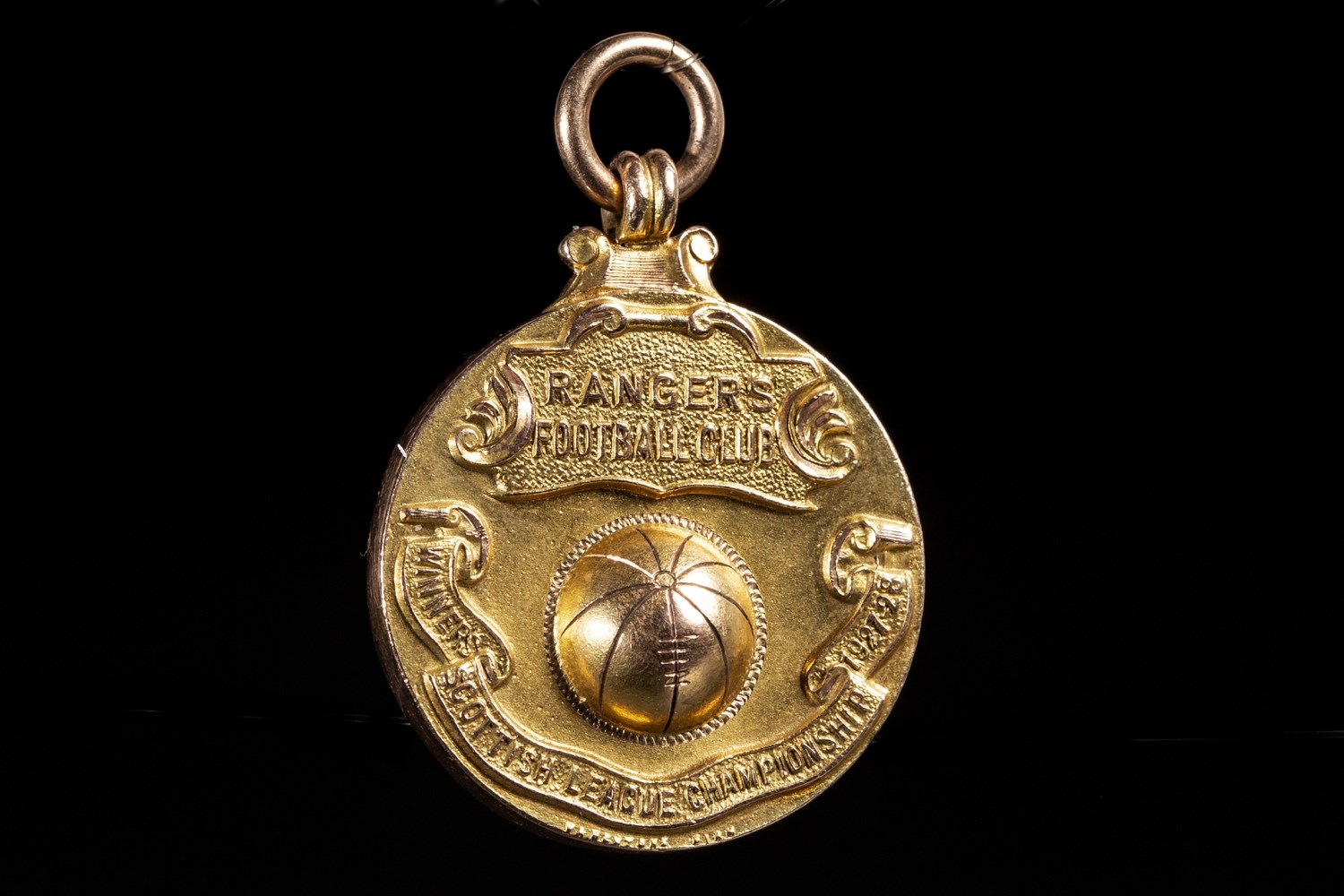 1928 SCOTTISH LEAGUE CHAMPIONSHIP WINNERS GOLD MEDAL, the obverse with ...