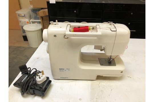Brother PS-31 sewing machine with 27 Stitch Functions