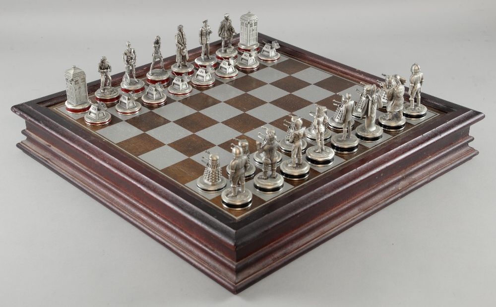 Doctor Who - Danbury Mint BBC licensed Chess set, with 38 pewter chess ...