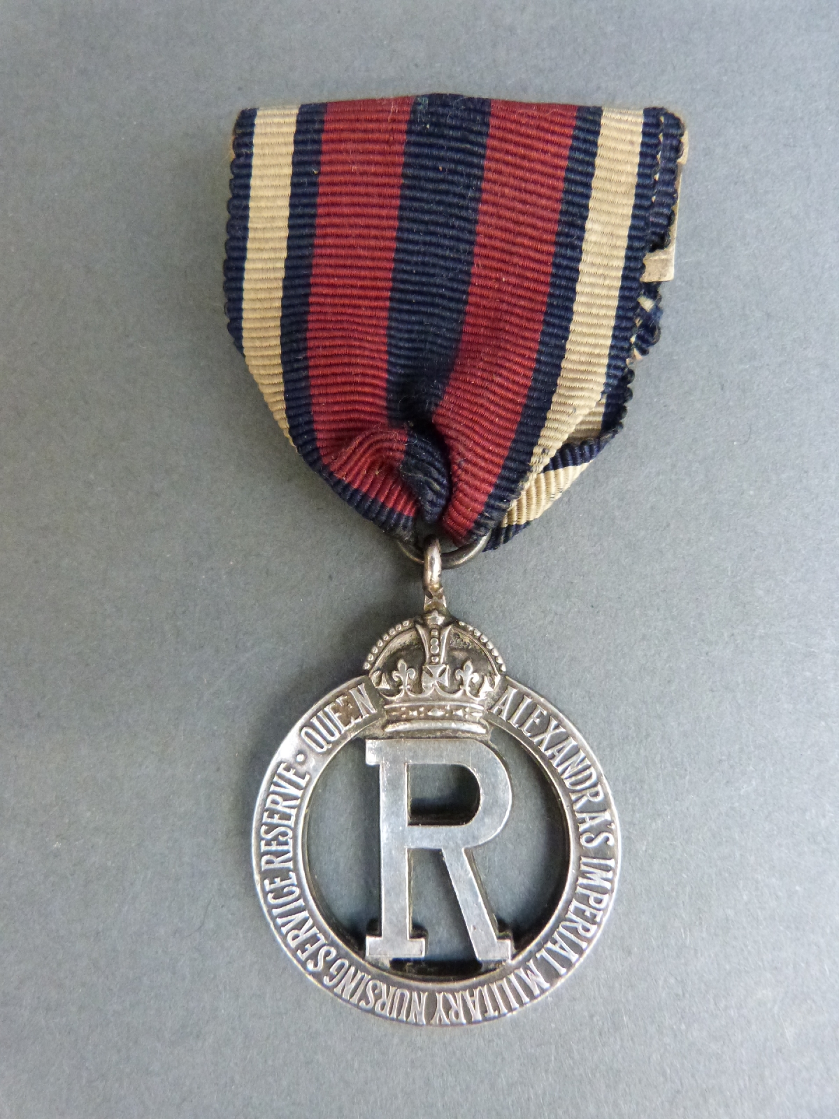 A pair of WWI Medical/Nursing medals marked S. Nurse G.L. Souter ...