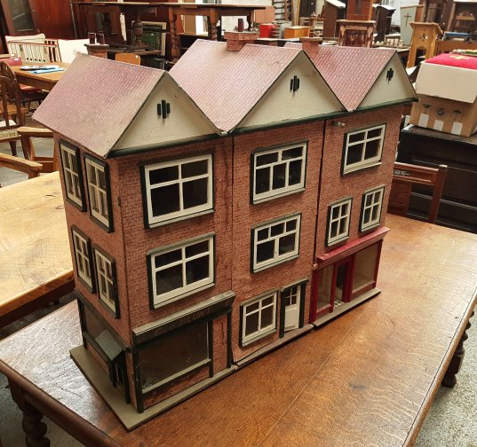 Extra Large Doll House