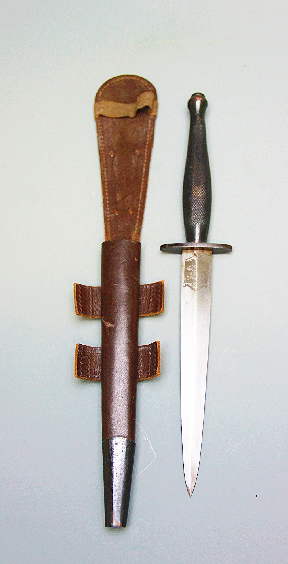 A WWII specification Wilkinson sword commando dagger 'The F-S Fighting ...
