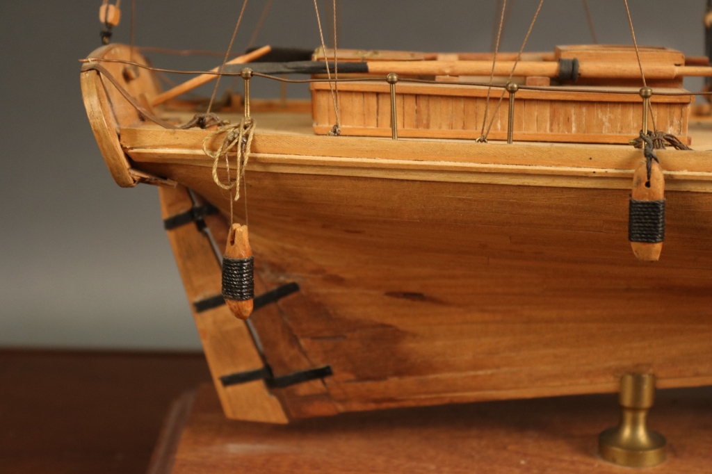 Revenue Cutter "Dallas" Planked model of the revenue cutter "Dallas ...