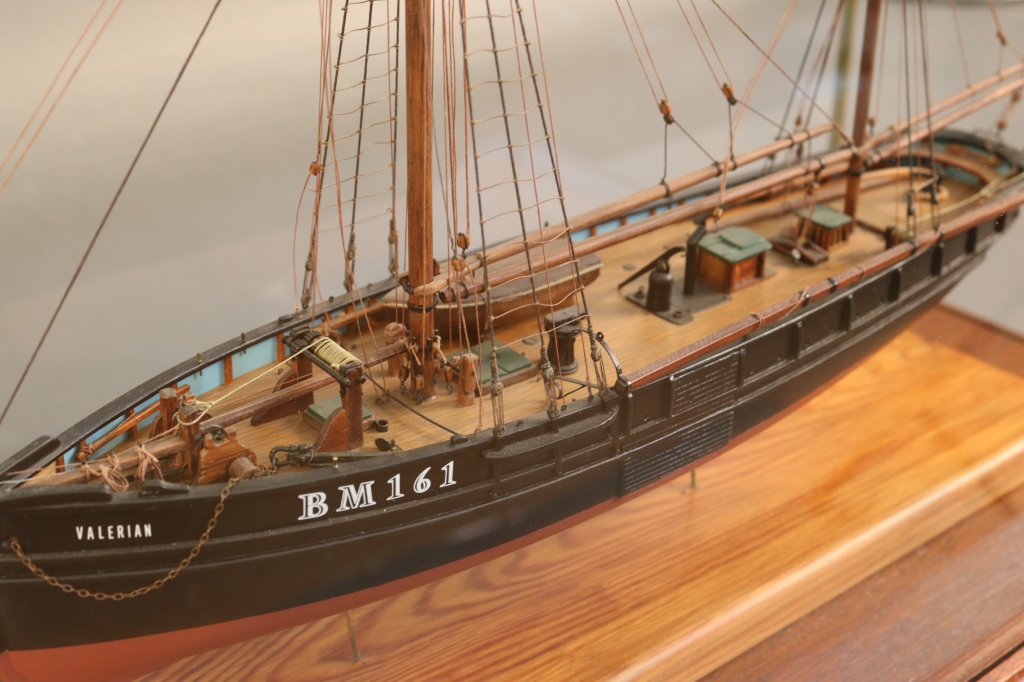 Model of Brixham Smack Fishing Trawler Ship model of the Valerian, a ...