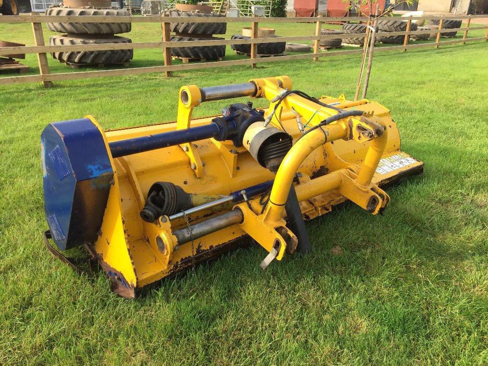Bomford 2.8m mounted hydraulic side shift flail mower. Model 9101305 ...