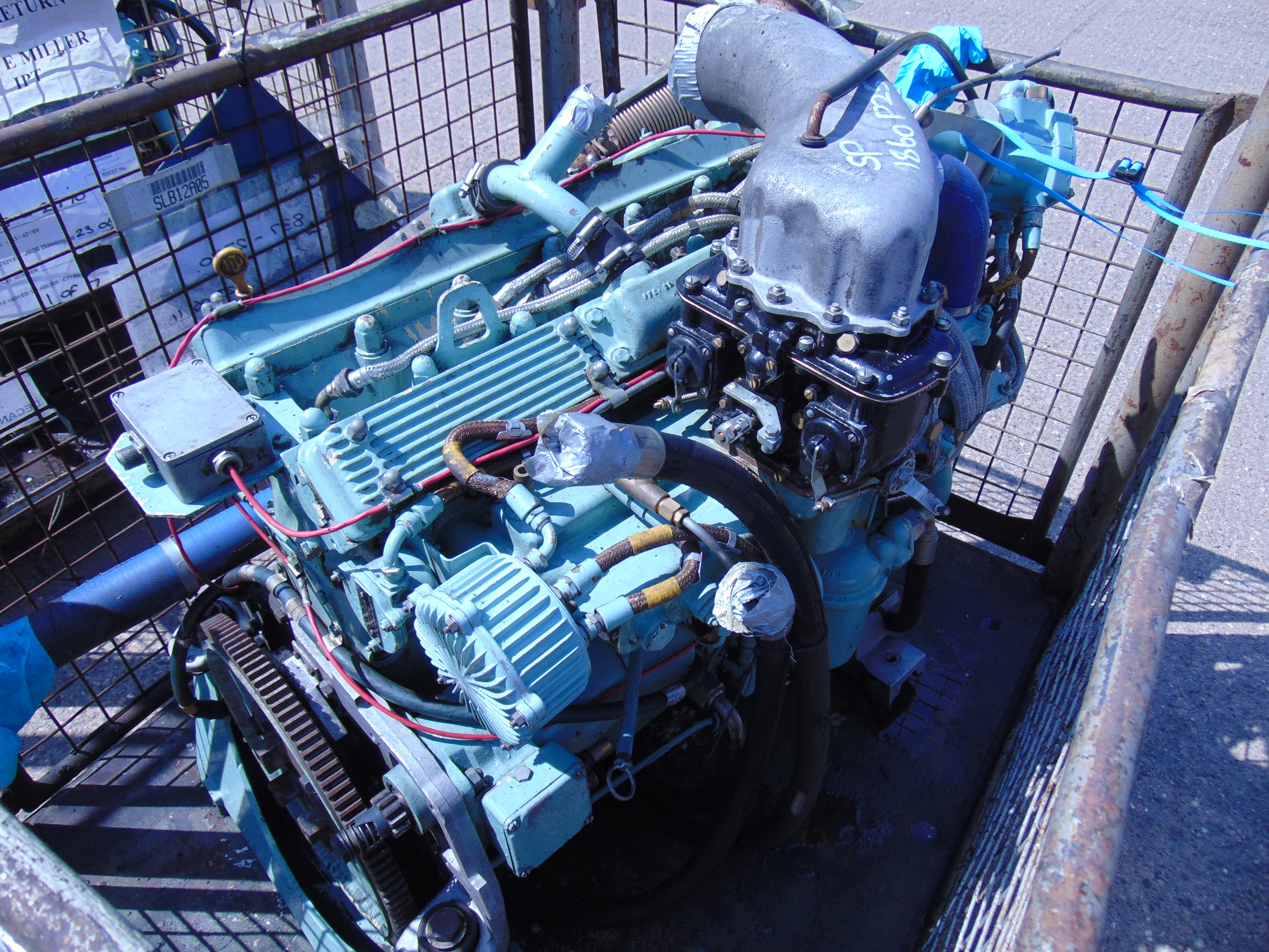 You are bidding on direct from the UK Ministry of Defence a Takeout ...