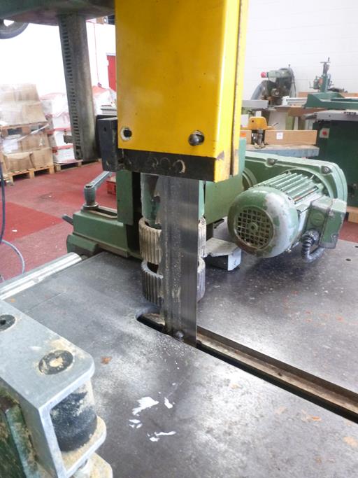 WADKIN EEC Band Saw Serial No ECC- 88182 with Lenze Powerfeed