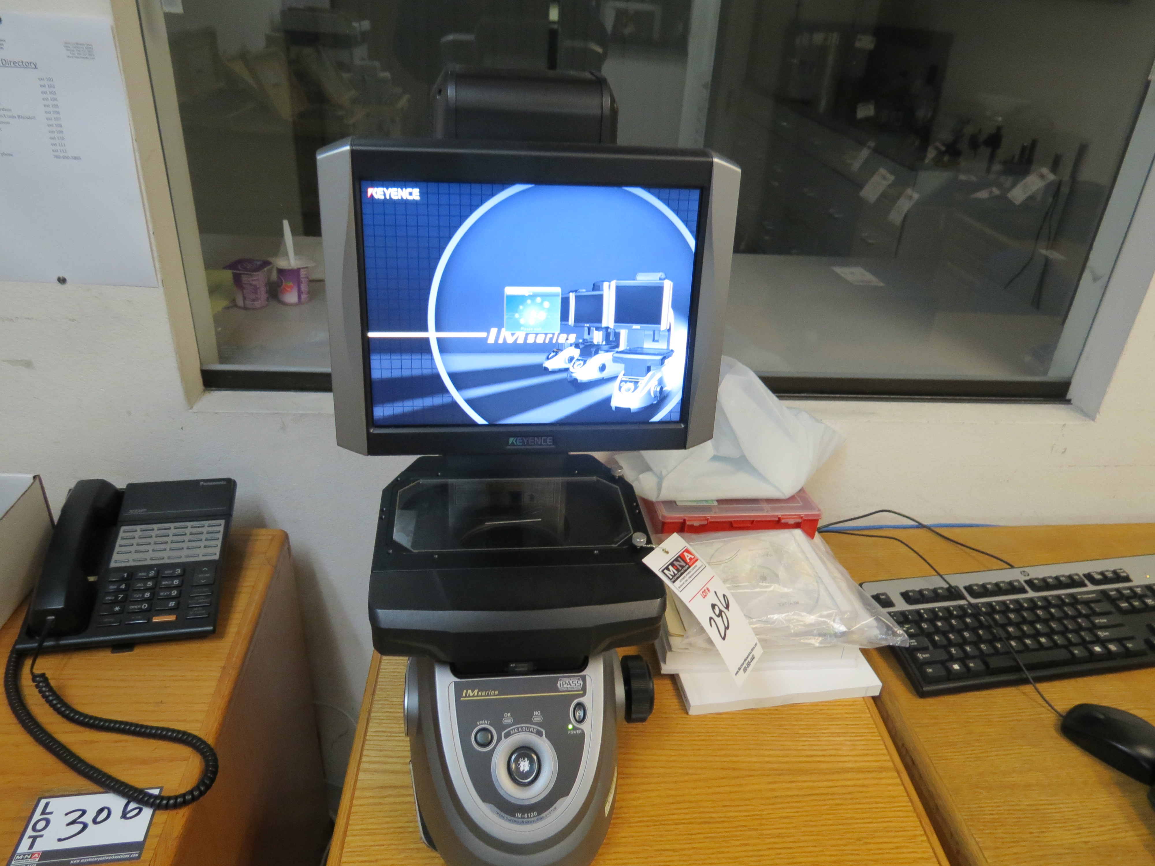 Keyence IM-6120 Optical Measuring Machine w/PC-new 2013-14