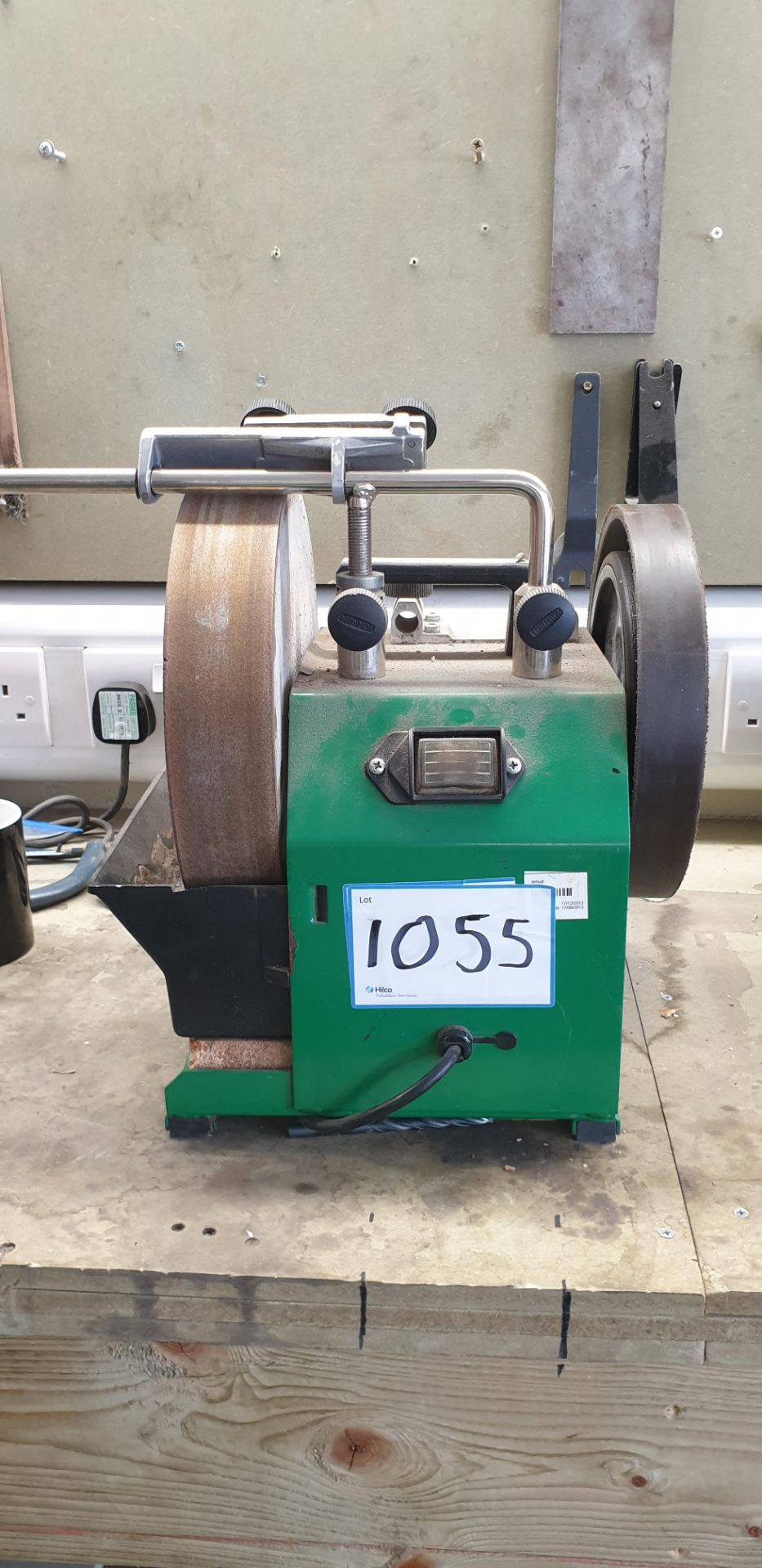 1: Tormek 2000 Water Cooled Sharpening Machine for Edge Tools. Located ...