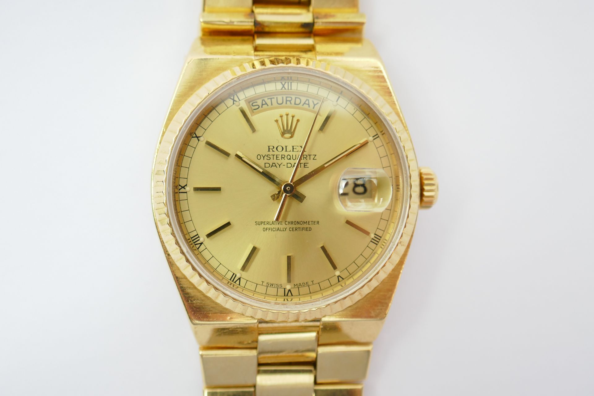 Rare gents Rolex Oysterquartz day/date quartz wristwatch. 18 carat gold ...