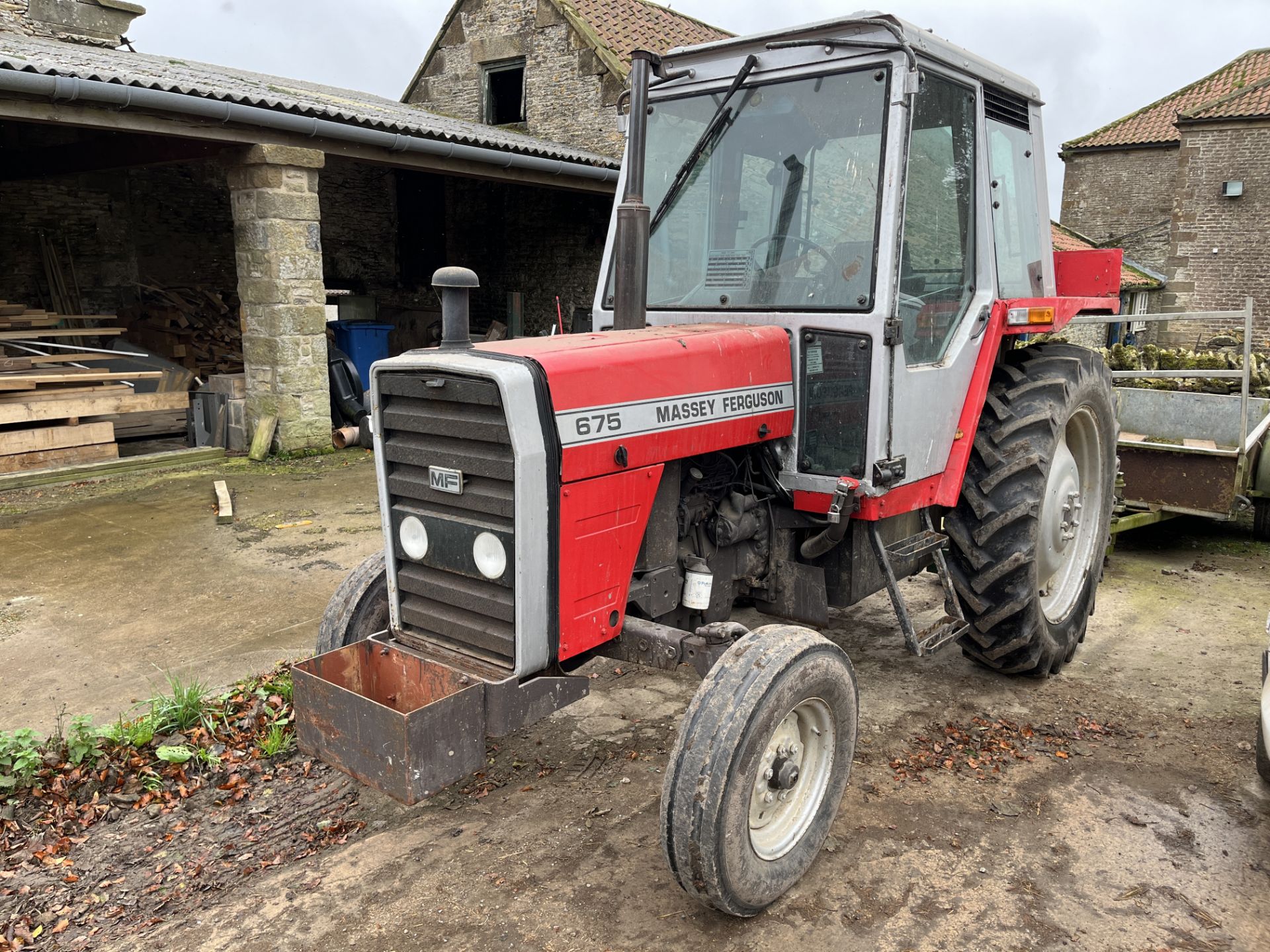 MASSEY FERGUSON 675 2WD TRACTOR *Please note that this lot is located ...